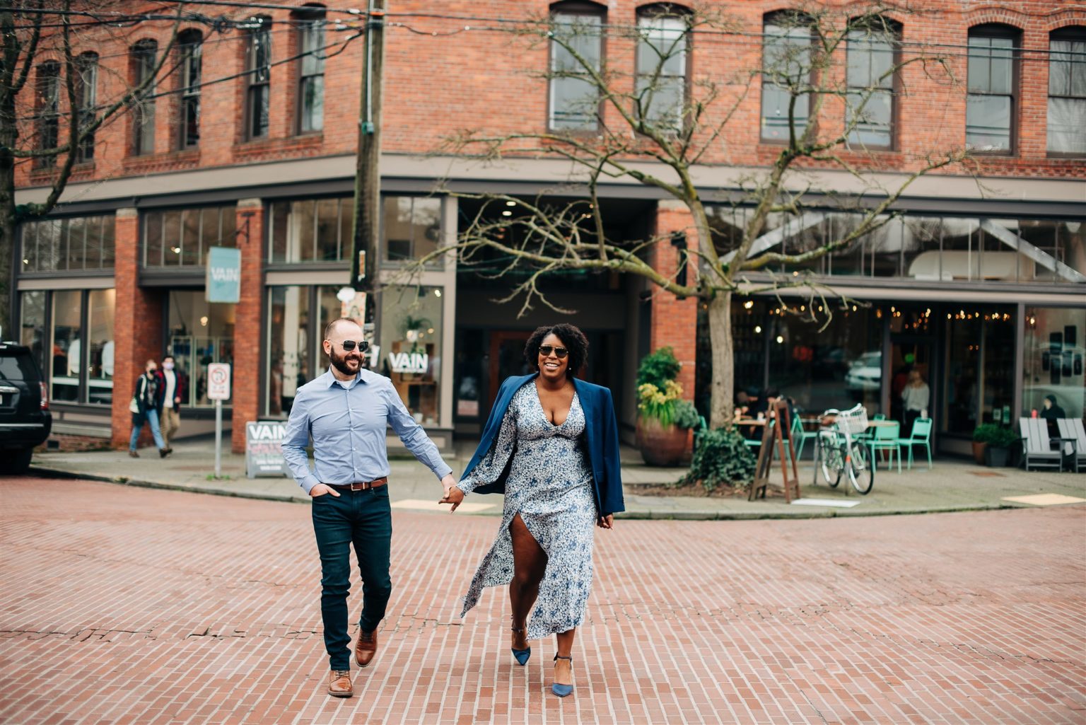 Downtown Ballard Engagement Photos | Seattle Engagement Photographer ...